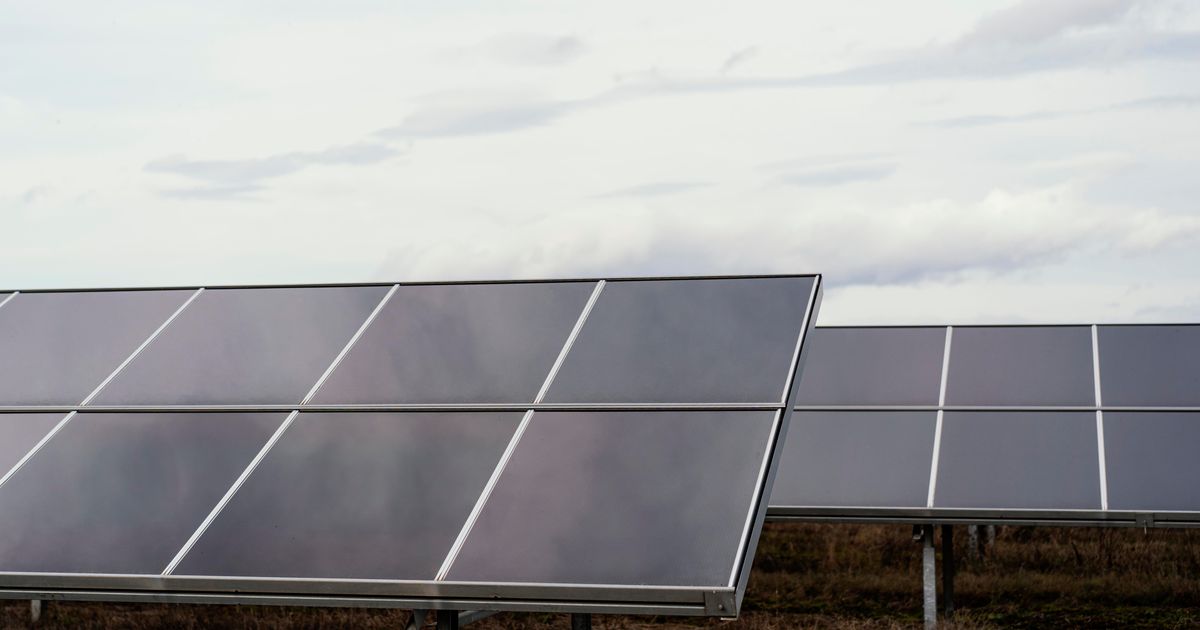 Další dodavatel solárů v insolvenci. Jihočeský MVP Solar dluží miliony ...